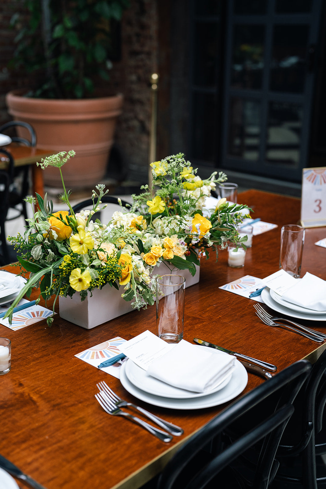 Field Trip Flowers | Greenpoint, Brooklyn Florist